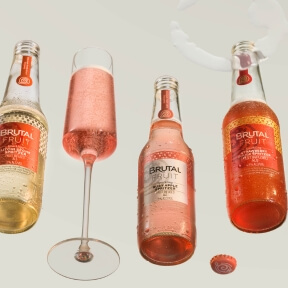 Spritzer World - Be in the moment | Brutal Fruit